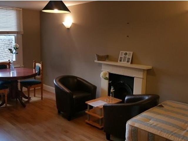 Studio To Rent