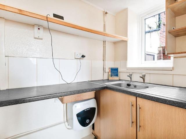 Studio to rent