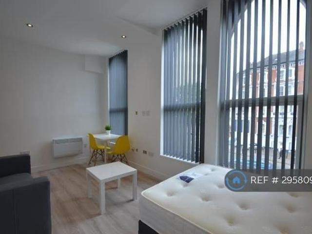 Studio to rent