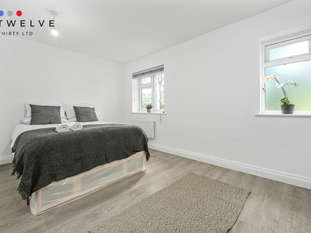 Studio to rent