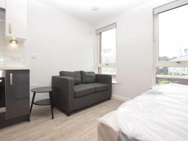 Studio to rent