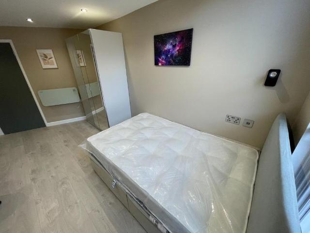Studio to rent