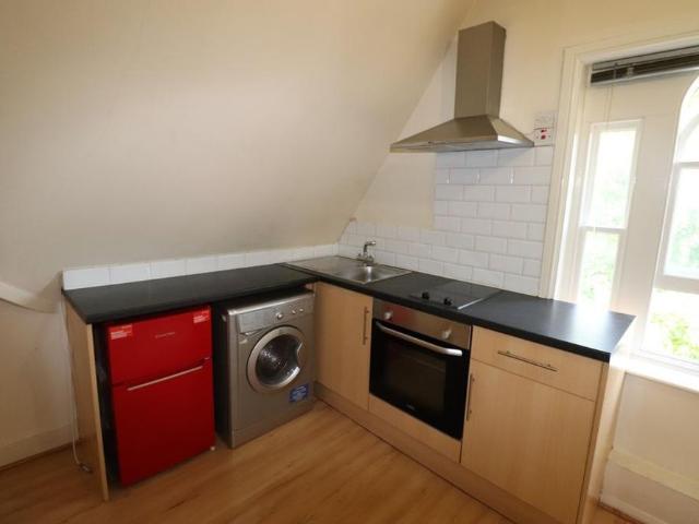 Studio to rent