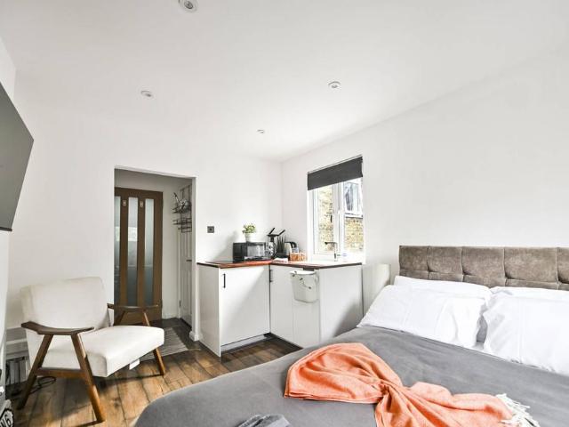 Maisonette to rent