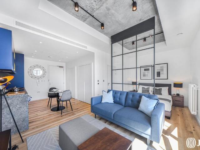 Studio to rent