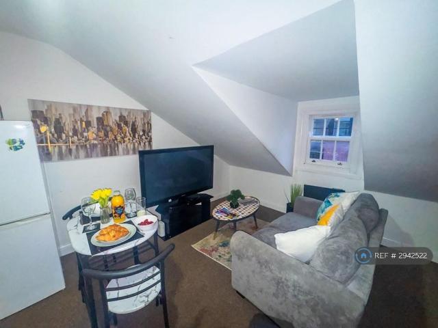 Studio to rent