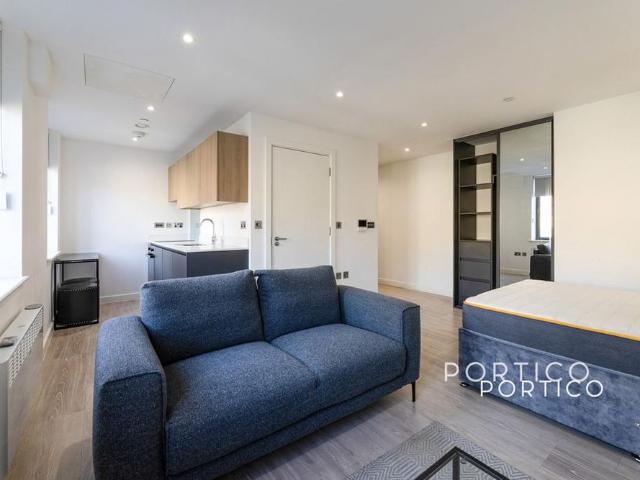 Studio to rent