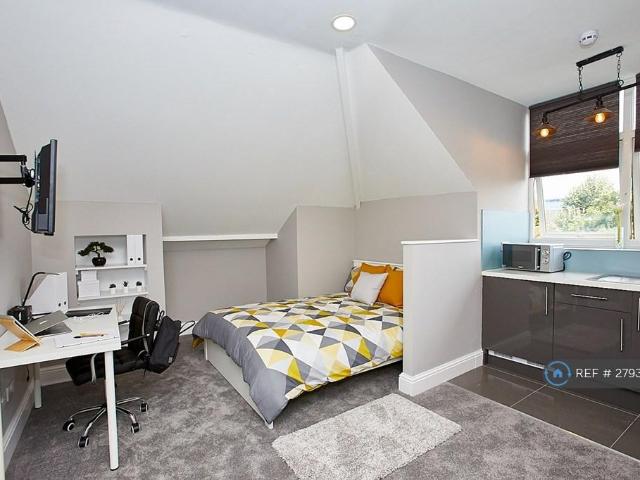 Studio to rent