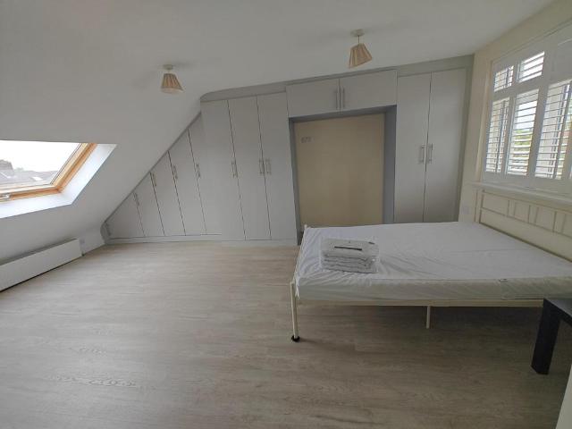 Studio to rent