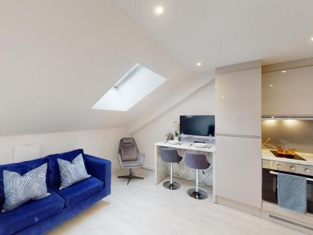 Studio to rent