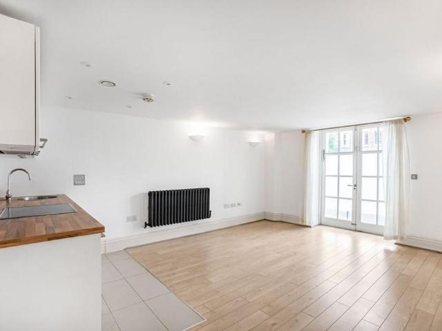 Studio to rent