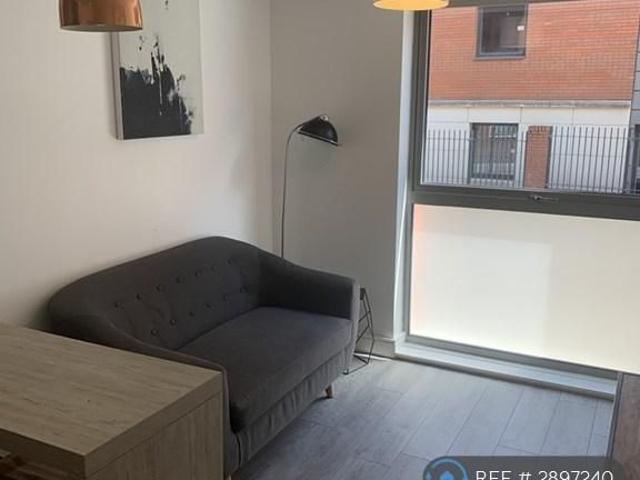 Studio to rent