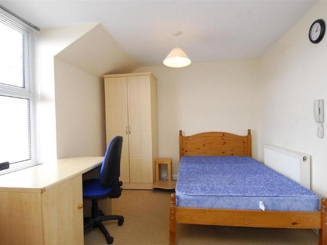 Studio to rent