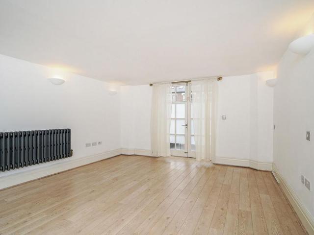 Studio to rent