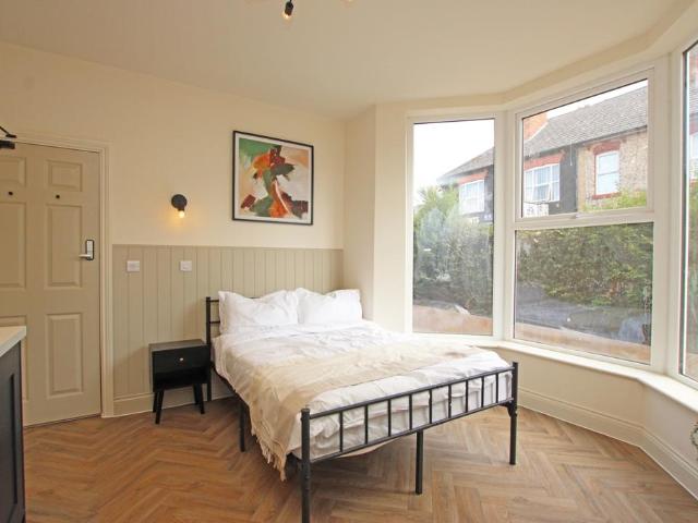 Studio to rent