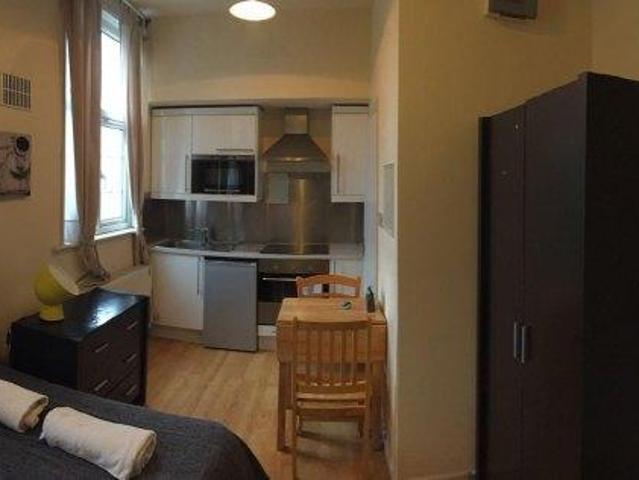 Studio to rent