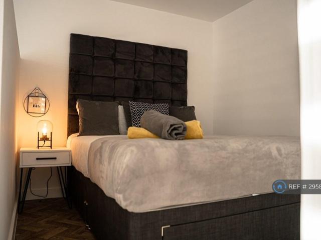 Studio to rent