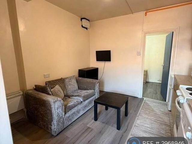 Studio to rent