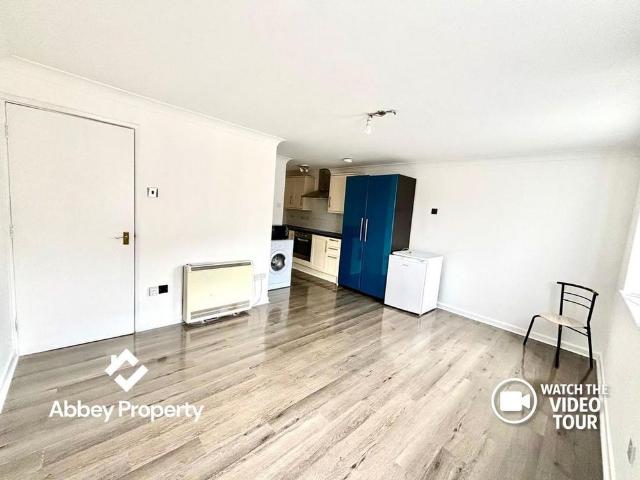 Studio to rent