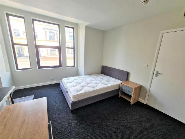 Studio to rent