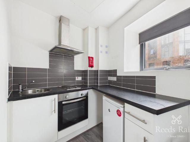 Studio to rent
