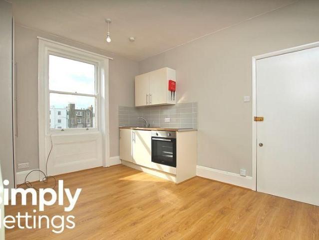 Studio to rent
