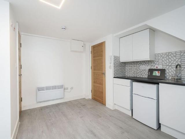 Studio to rent
