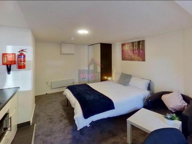 Studio to rent