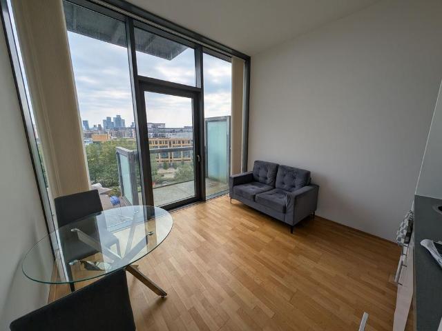 Studio to rent