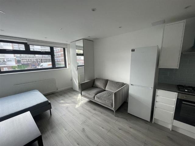 Studio to rent