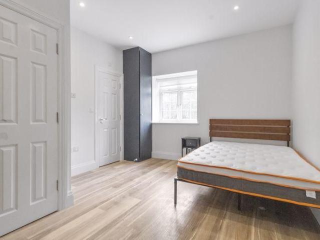 Studio to rent