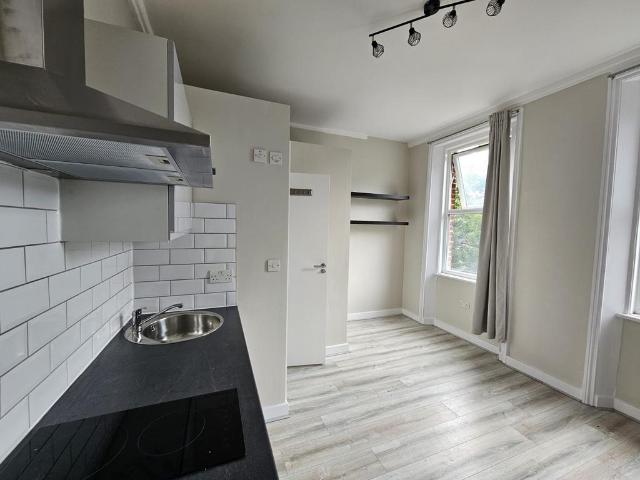 Studio to rent