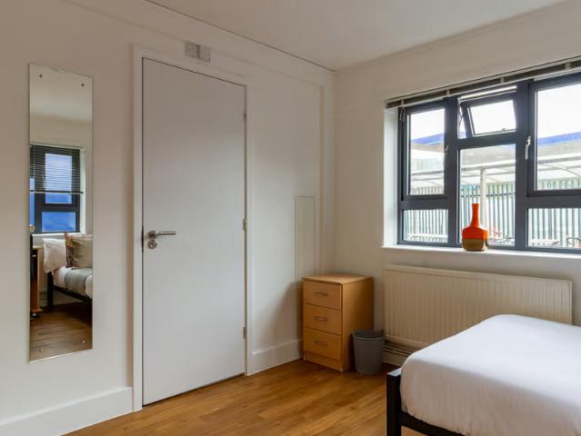 Studio to rent