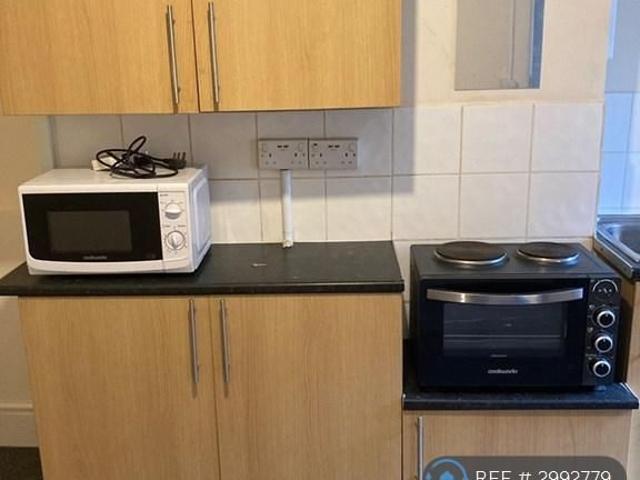 Studio to rent