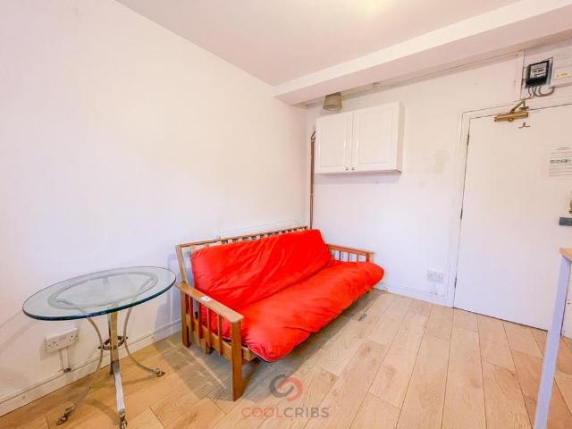 Studio to rent