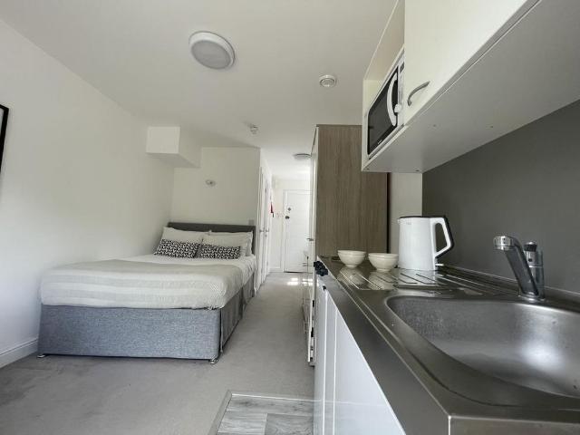 Studio to rent