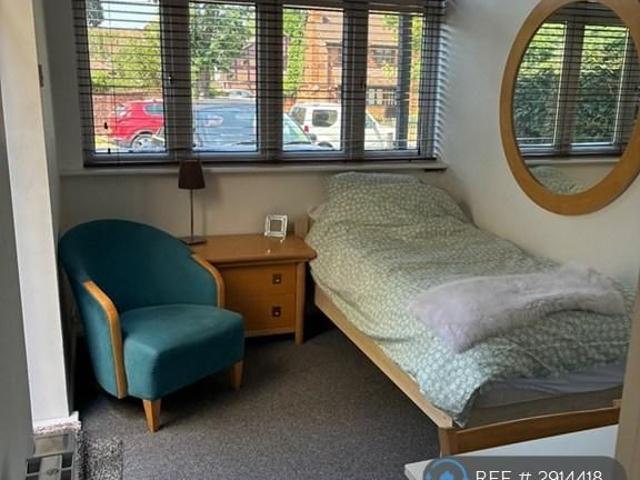 Studio to rent
