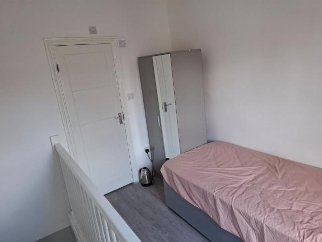 Studio to rent