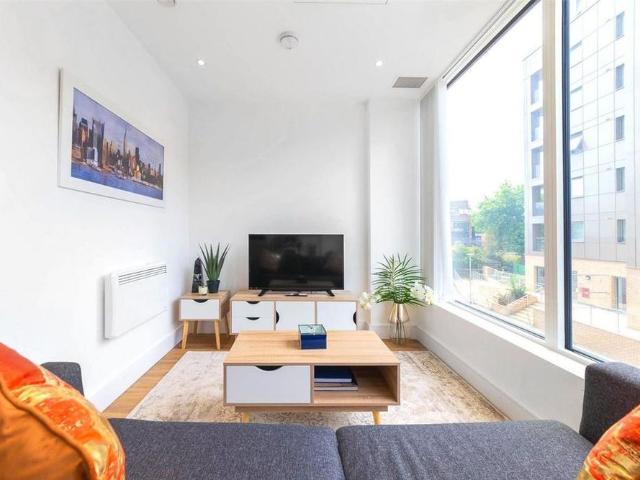 Studio to rent