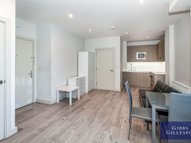 Studio to rent