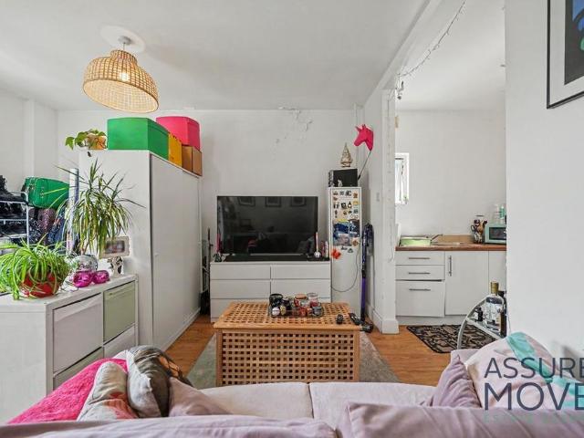 Studio to rent