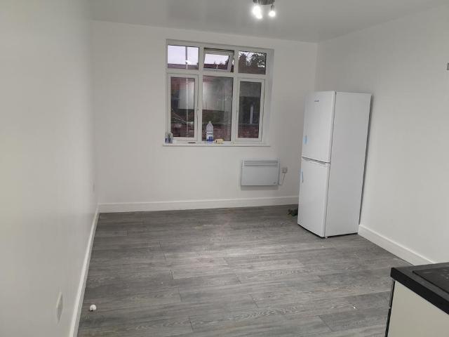 Studio to rent