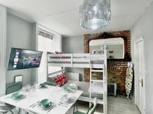 Studio to rent