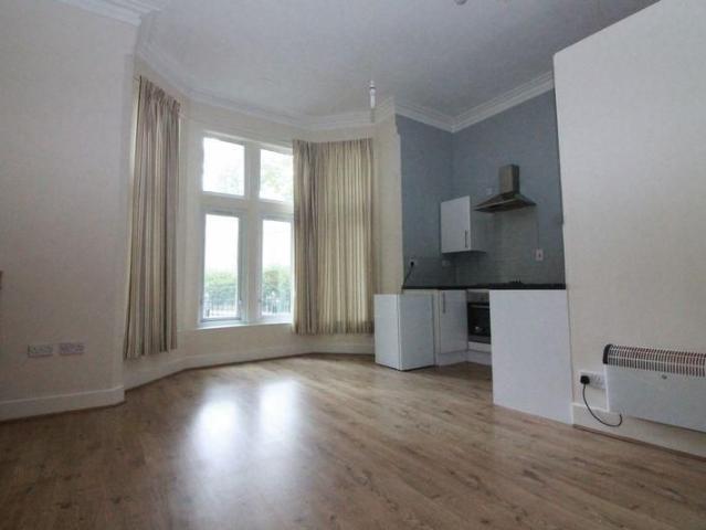 Studio to rent