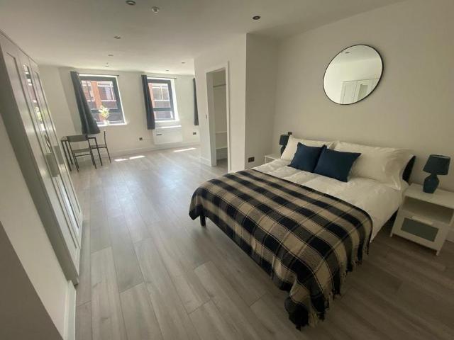Studio to rent