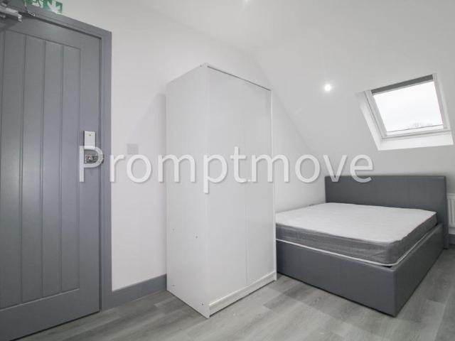 Studio to rent