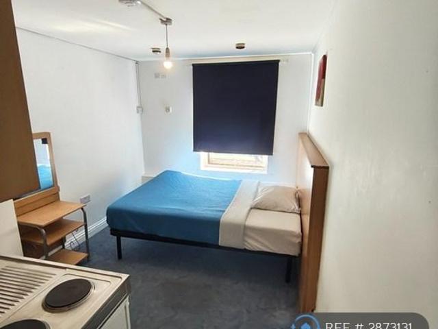 Studio to rent