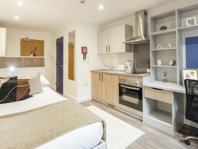 Studio to rent