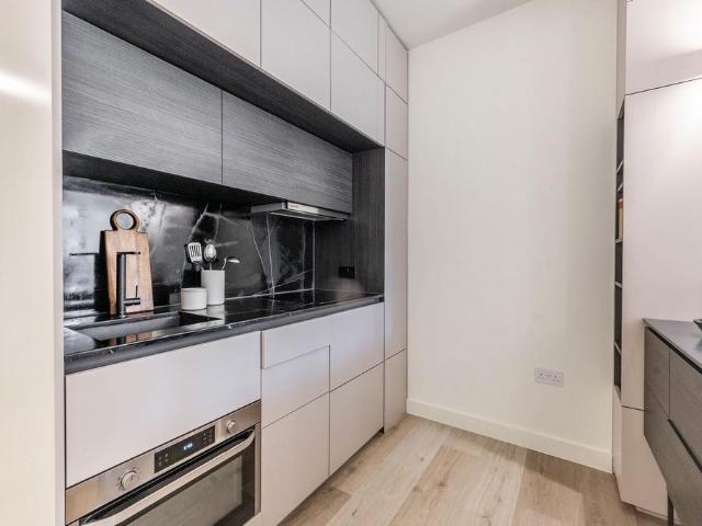 Studio to rent