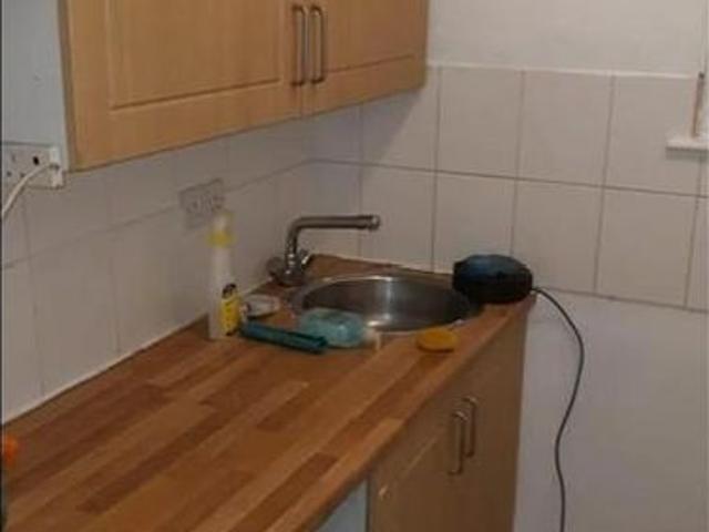 Studio to rent